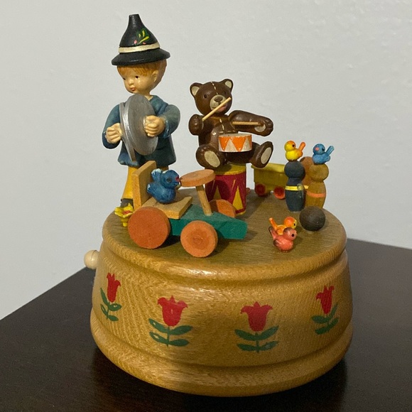 Anri | Other | Antique Anri Music Box | Poshmark